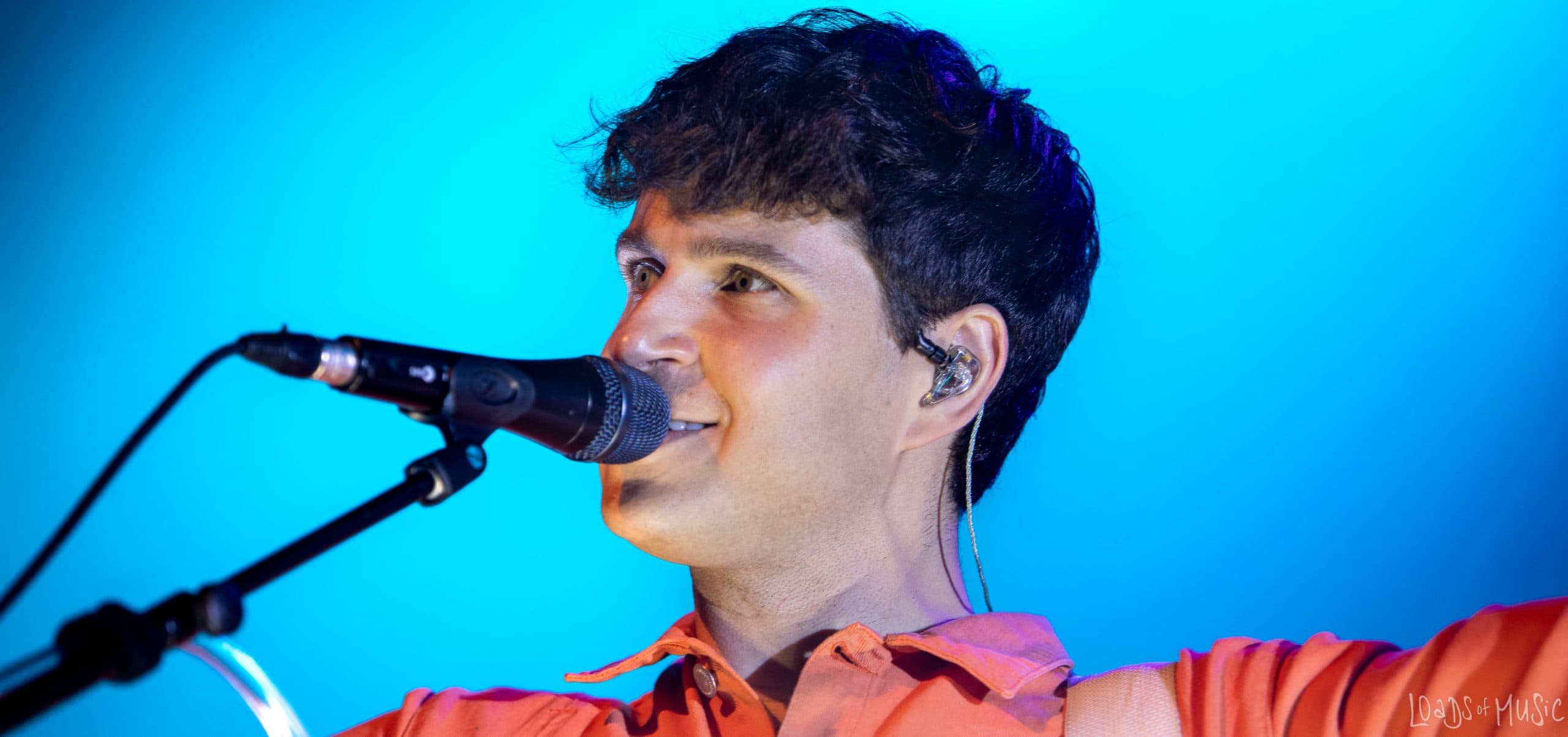 Concert Review and Photos: Vampire Weekend @ Volkshaus
