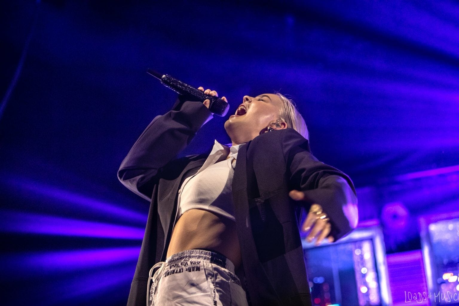 Concert Pictures: Anne Marie @ Halle 622, Zurich